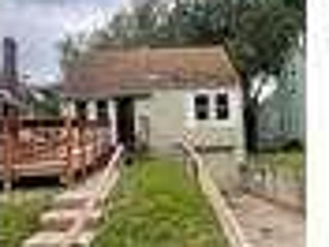 4 bedroom in Kansas City Missouri 64132