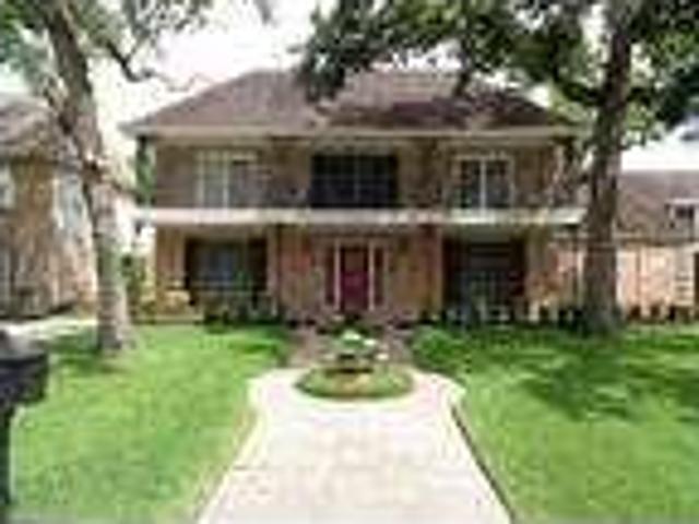 4 bedroom in Houston TX 77068