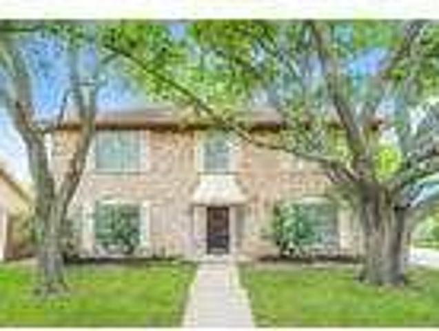 4 bedroom in Houston TX 77083