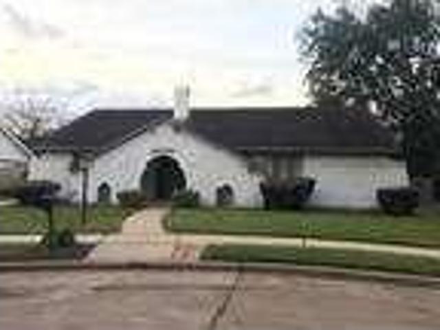 4 bedroom in Houston TX 77031