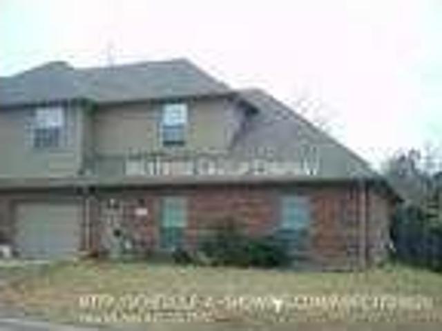 4 bedroom in Haltom City TX 76117
