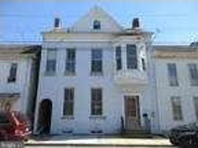 4 bedroom in Hanover PA 17331