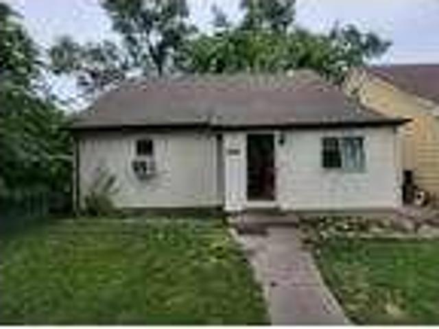 4 bedroom in Harvey Illinois 60426