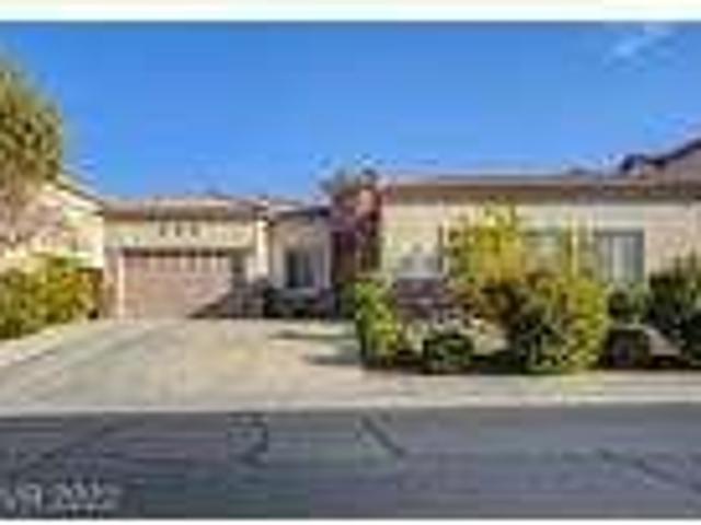 4 bedroom in Henderson Nevada 89012