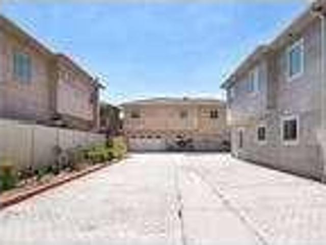 4 bedroom in Inglewood CA 90304