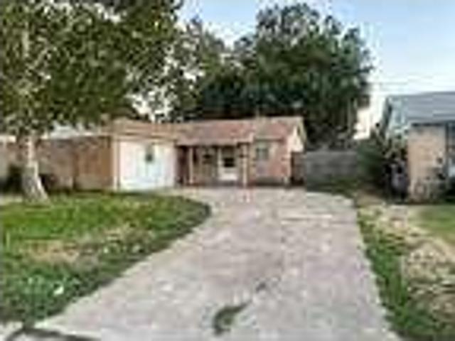 4 bedroom in Irving Texas 75062
