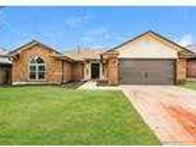 4 bedroom in Oklahoma City OK 73132