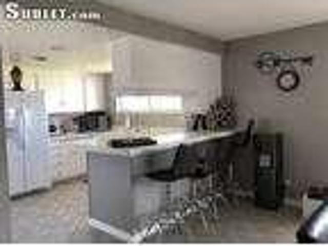 4 Bedroom In Orange CA 92869
