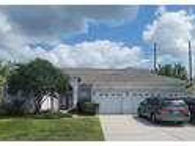 4 bedroom in Orlando Florida 32826