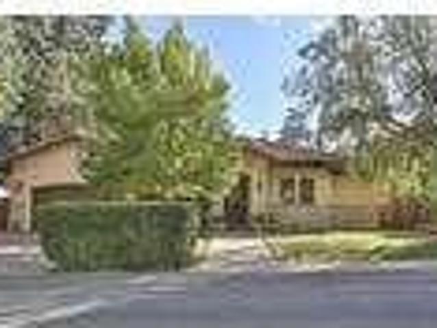 4 bedroom in Los Altos California 94024