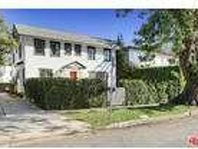 4 bedroom in Los Angeles CA 90027