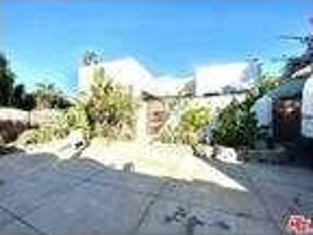 4 bedroom in Los Angeles California 90019