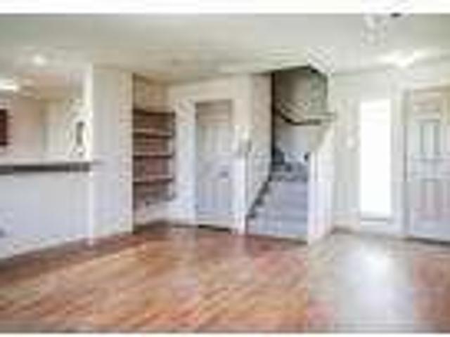4 bedroom in La Marque TX 77568