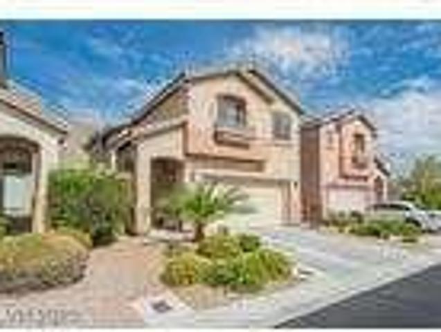 4 bedroom in Las Vegas NV 89129