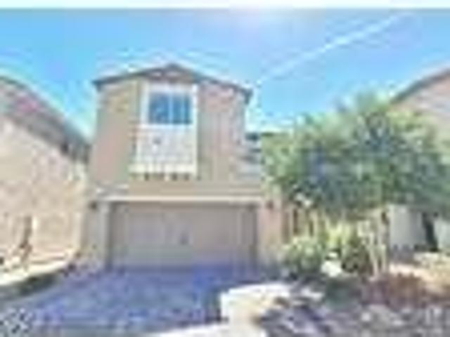 4 bedroom in Las Vegas NV 89148