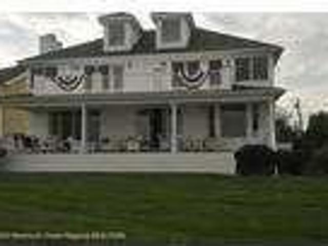 4 bedroom in Monmouth Beach NJ 07750