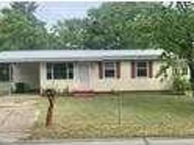 4 bedroom in Moss Point MS 39563