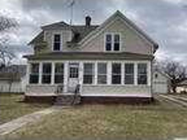 4 bedroom in Northwood Iowa 50459