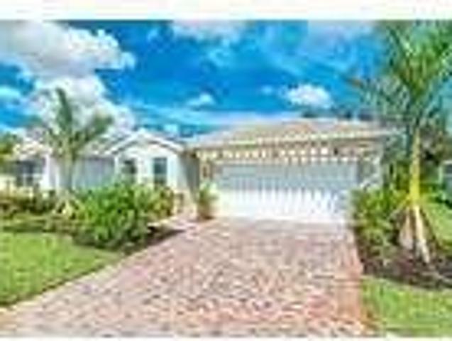 4 bedroom in Naples Florida 34114