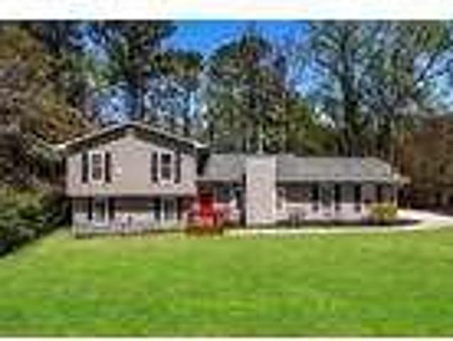 4 bedroom in Snellville GA 30039