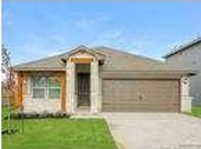 4 bedroom in Saint Hedwig TX 78152