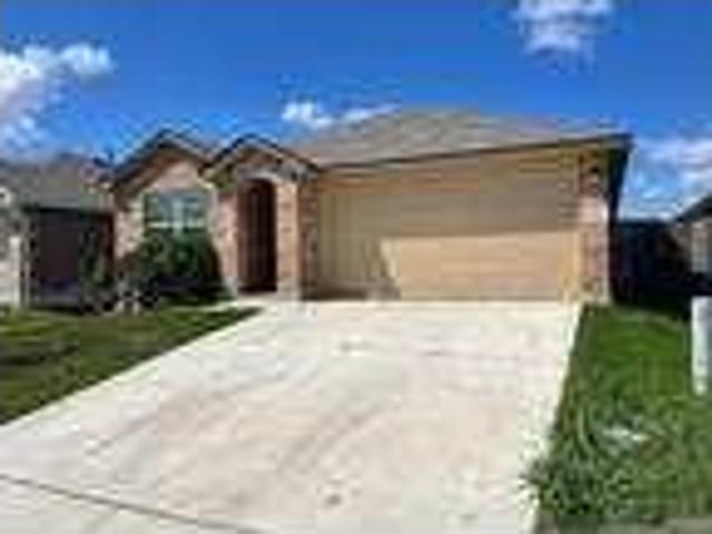 4 bedroom in San Antonio Texas 78252