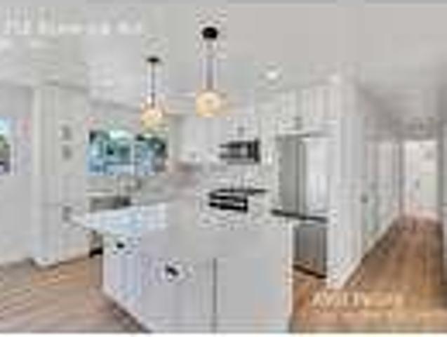 4 bedroom in San Diego CA 92107