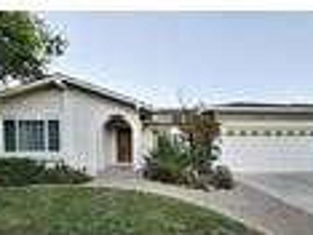 4 bedroom in San Jose California 95118