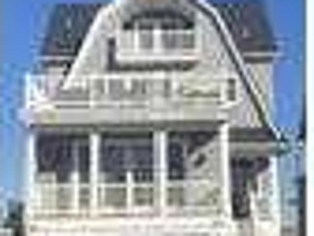 4 bedroom in Sea Bright NJ 07760