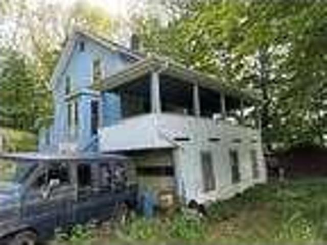 4 bedroom in Stafford Connecticut 06076