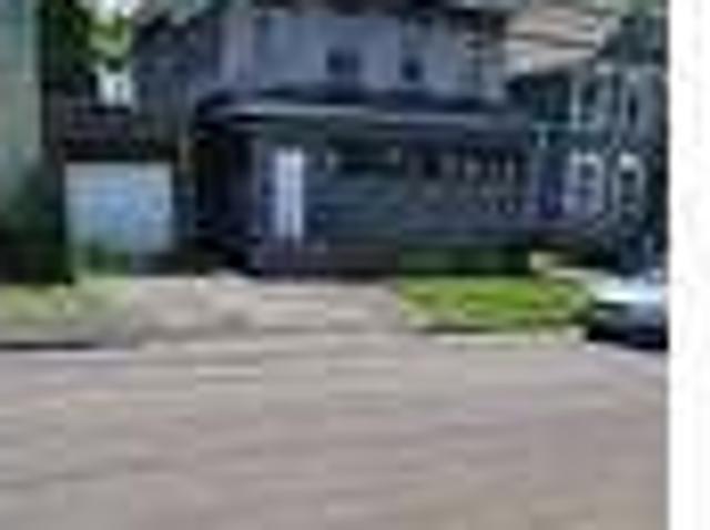 4 bedroom in Syracuse NY 13208