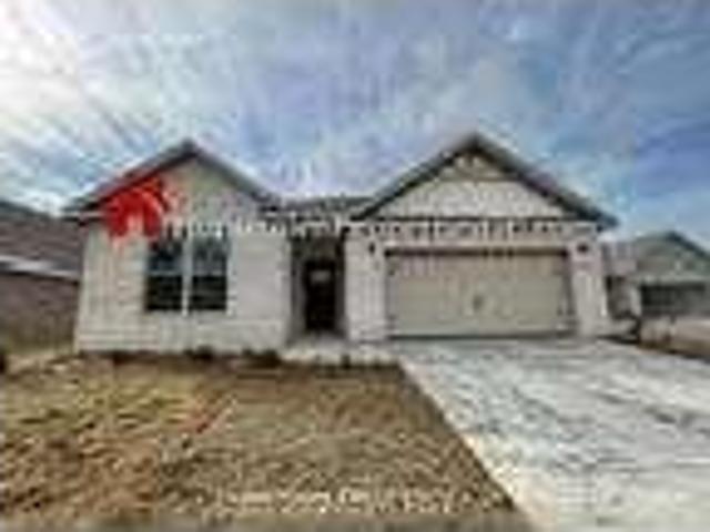 4 bedroom in Pace FL 32571