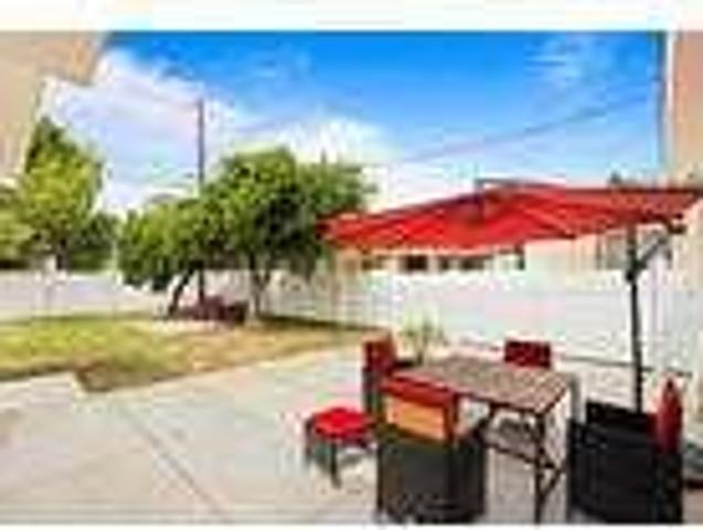 4 bedroom in Panorama City California 91402