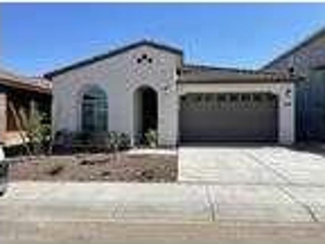 4 bedroom in Phoenix Arizona 85037