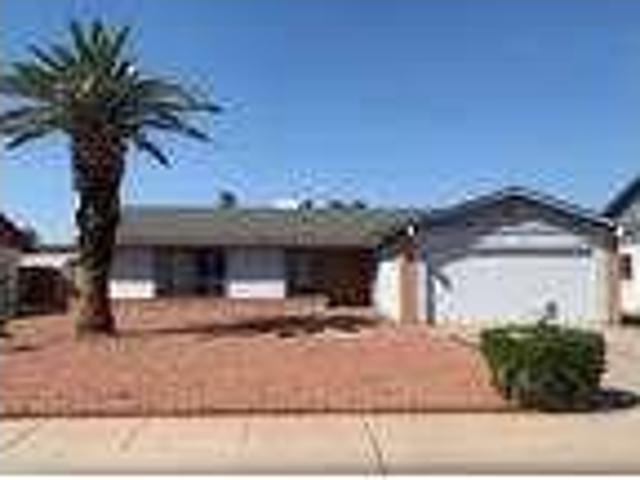 4 bedroom in Phoenix Arizona 85037