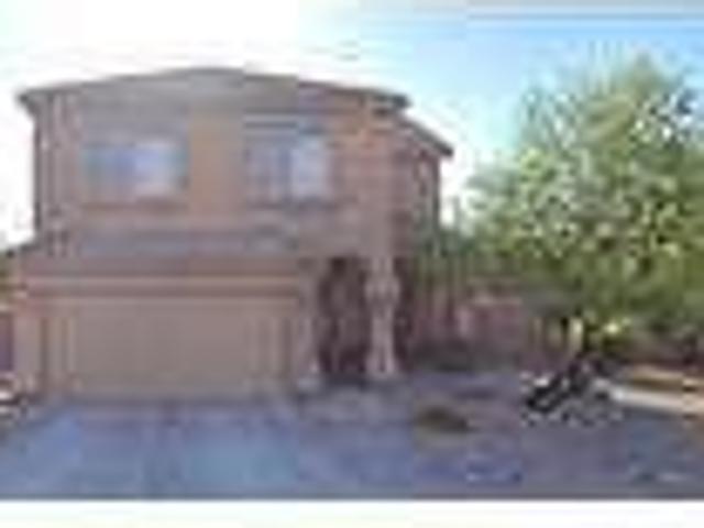 4 bedroom in Phoenix AZ 85050