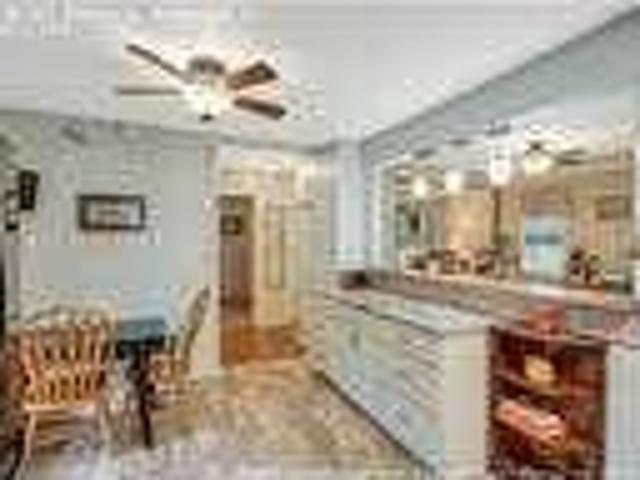 4 bedroom in Robbinsdale MN 55422