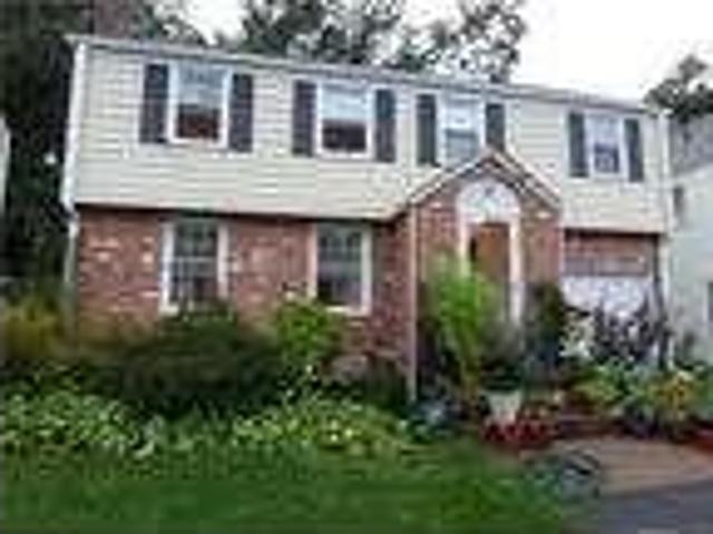 4 bedroom in West Hartford Connecticut 06119