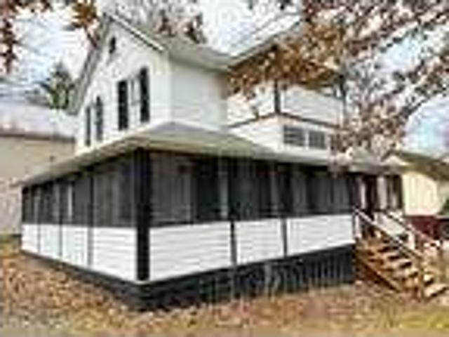 4 bedroom in West Milton PA 17886