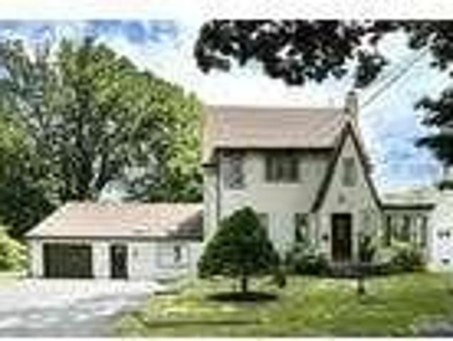 4 bedroom in Westwood NJ 07675