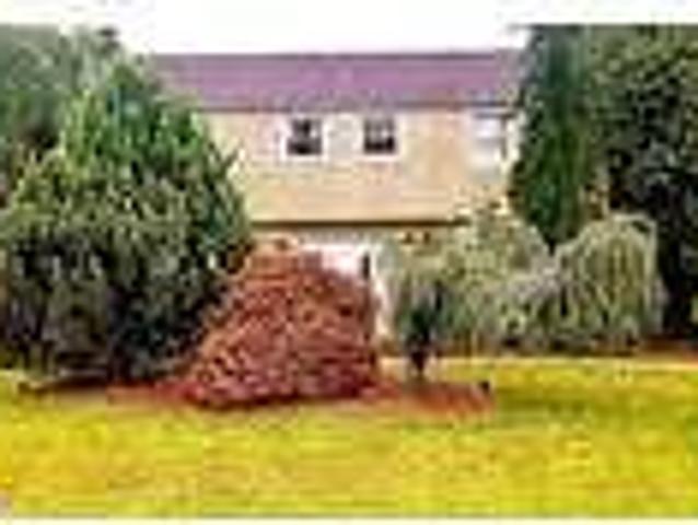 4 bedroom in Willingboro NJ 08046