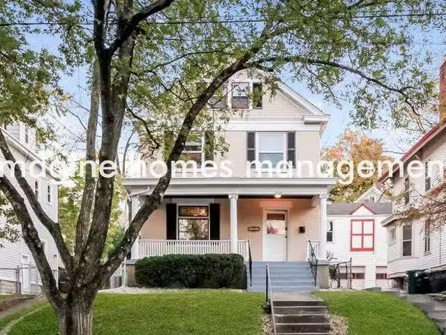 4 bedroom in the heart of Oakley 2737 Arbor Ave