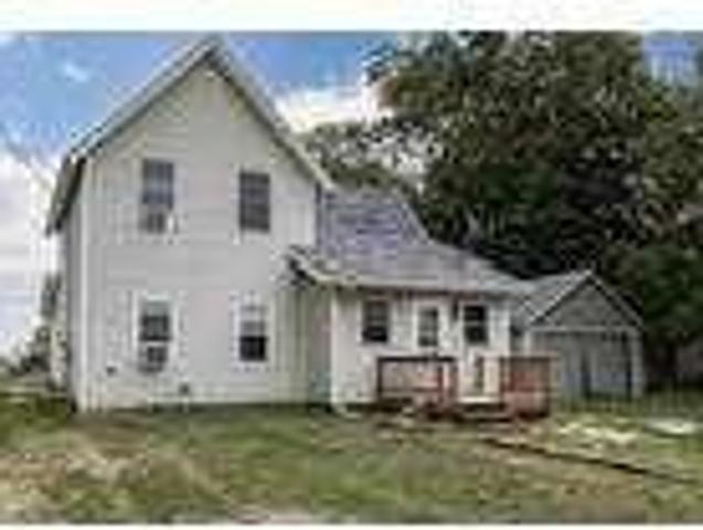 4 bedroom in Victor Iowa 52347