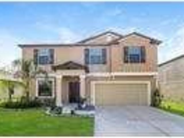 4 bedroom in Zephyrhills Florida 33541