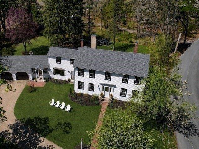 4 bedroom, Ipswich MA 01938 105276103