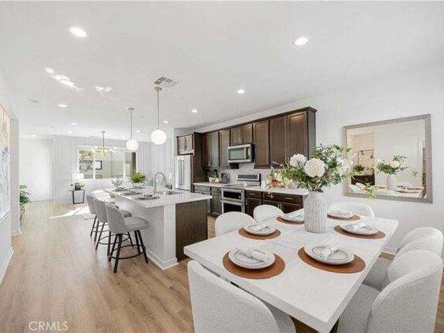 4 bedroom, Irvine CA 92614 88534562