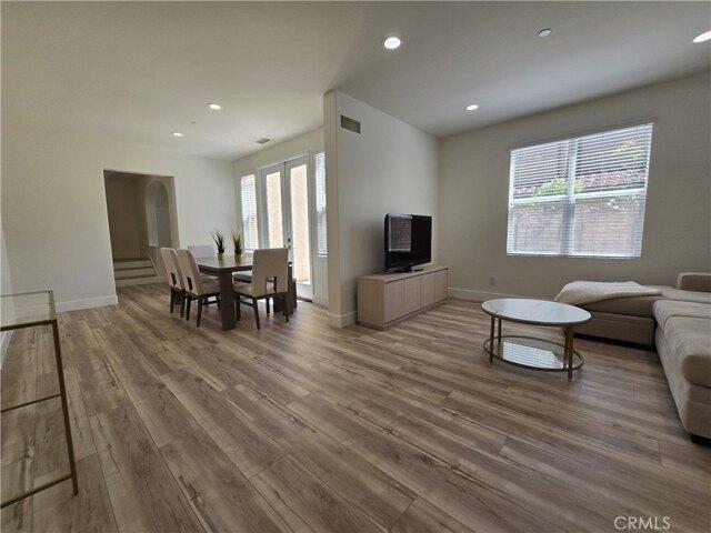 4 bedroom, Irvine CA 92620 88315914