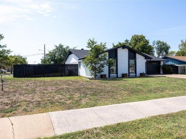 4 bedroom, Irving TX 75062 LS96456282
