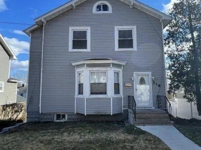 4 bedroom, Irvington NJ 07111 102064477