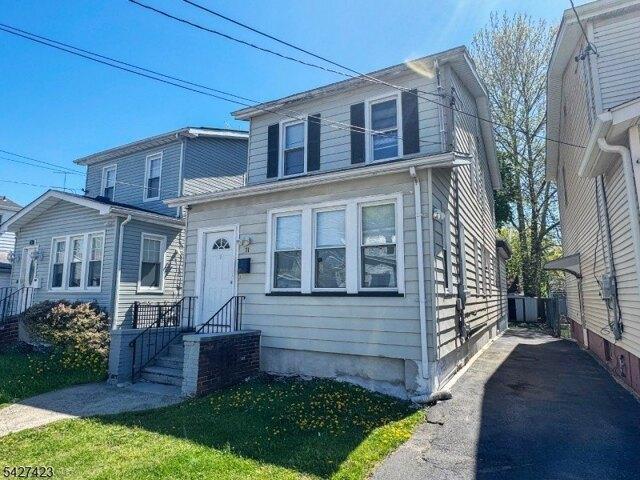 4 bedroom, Irvington NJ 07111 102254959
